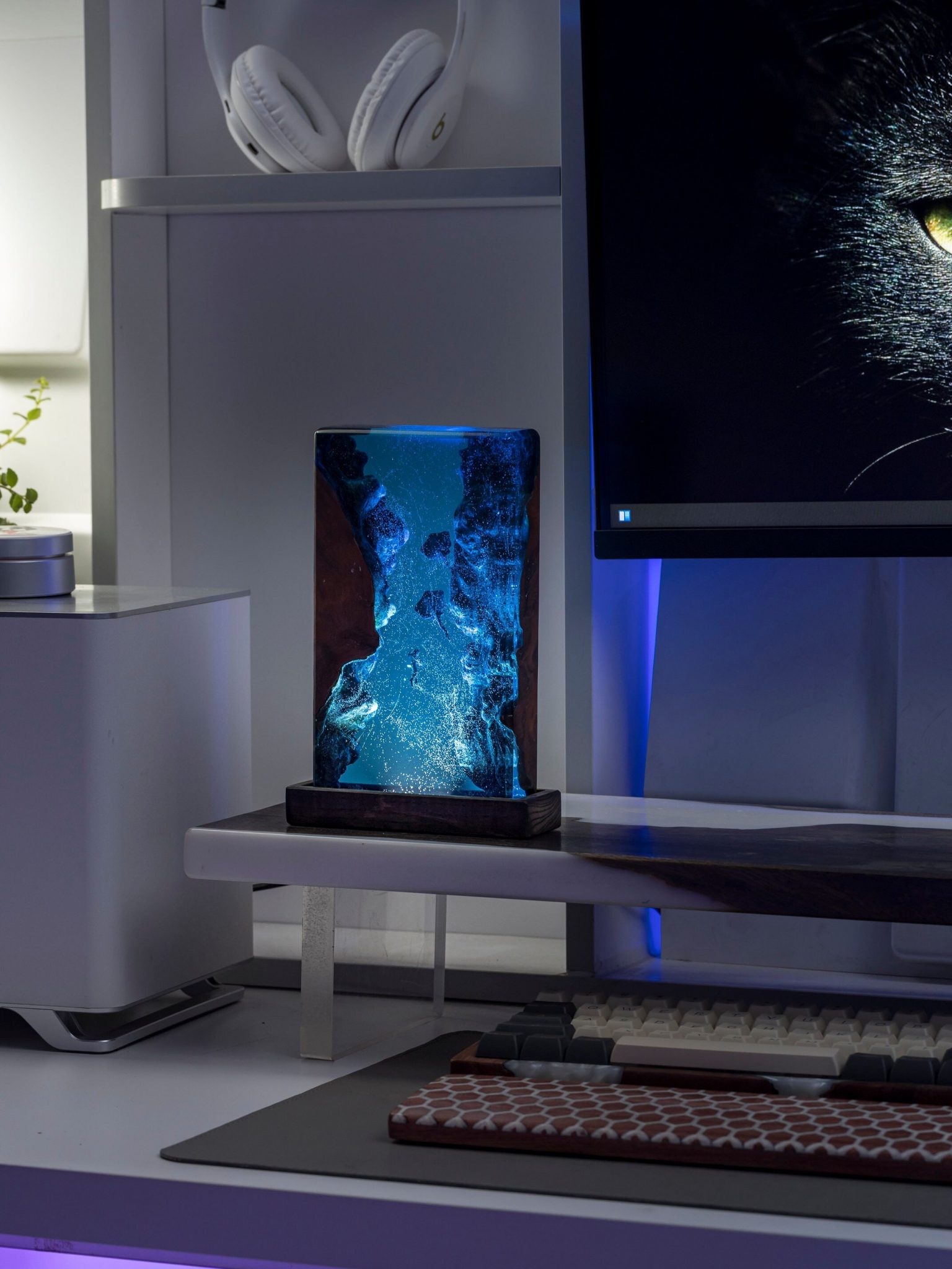 Rectangle Deep Ray Sea Epoxy Resin Lamp - Resin Lamps Store