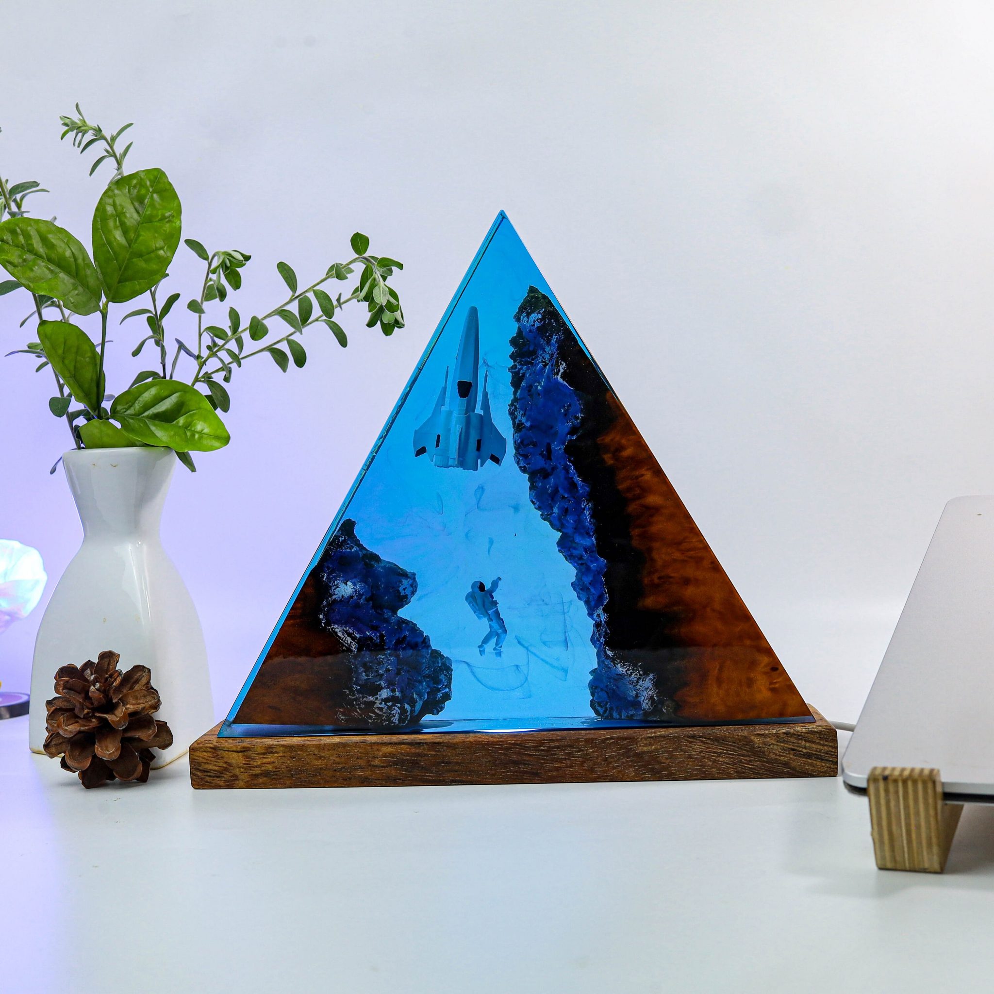 Interstellar Epoxy Resin Night Lights - Resin Lamps Store