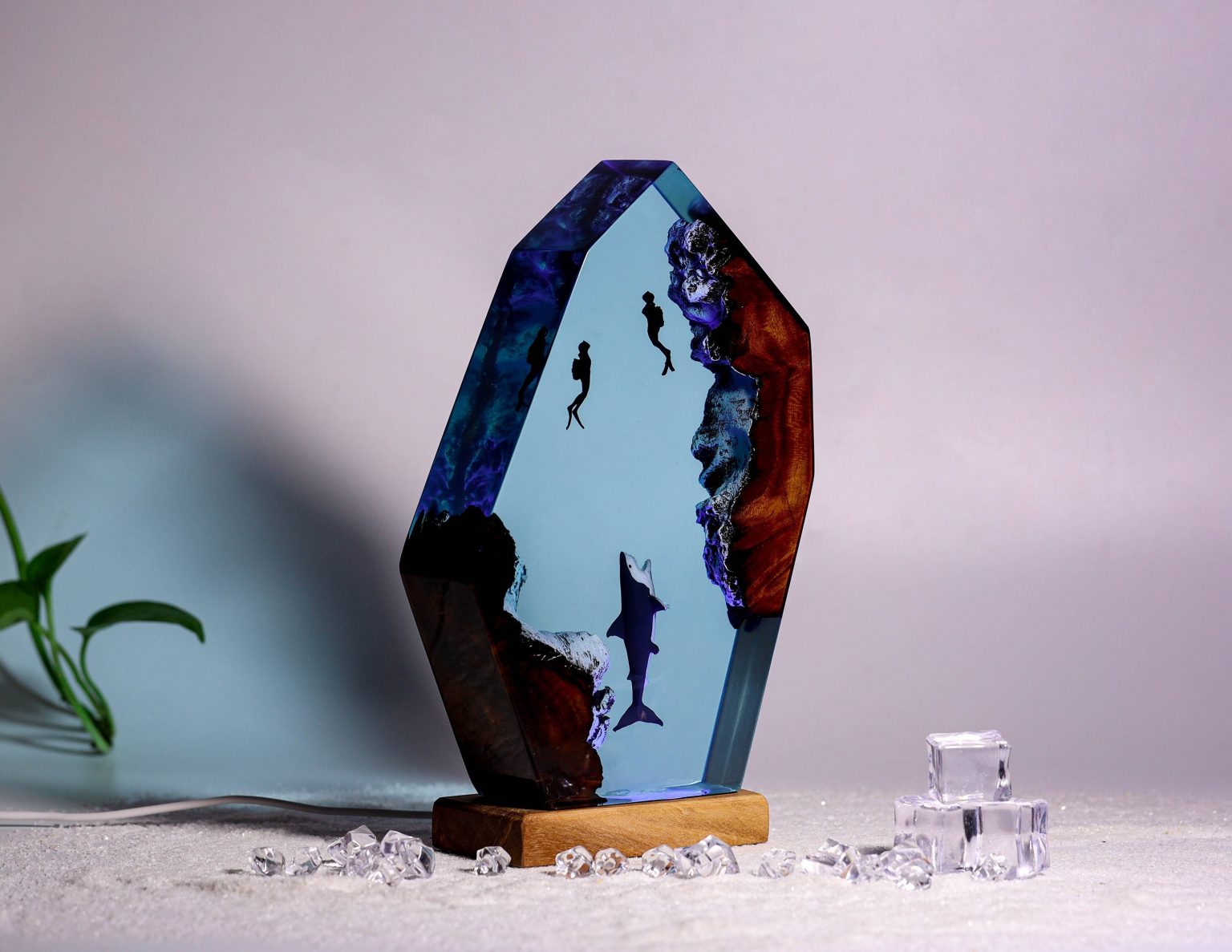 Shark and Couple Divers Epoxy Resin Lamp - Resin Lamps Store
