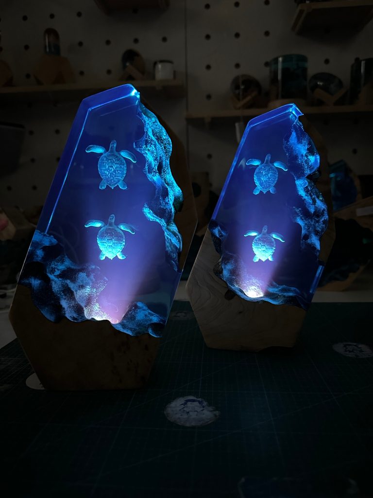 Double Turtles Epoxy Resin Night Light - Resin Lamps Store