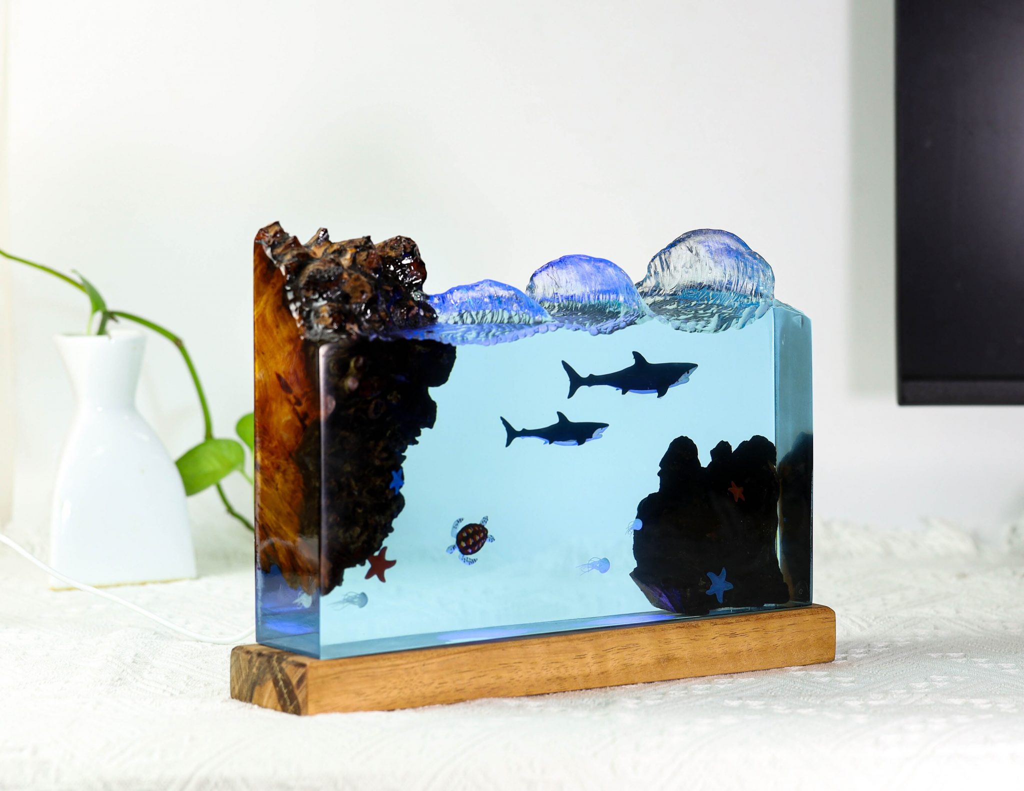 Shark & Sea Turtle Epoxy Resin Lamp - Resin Lamps Store