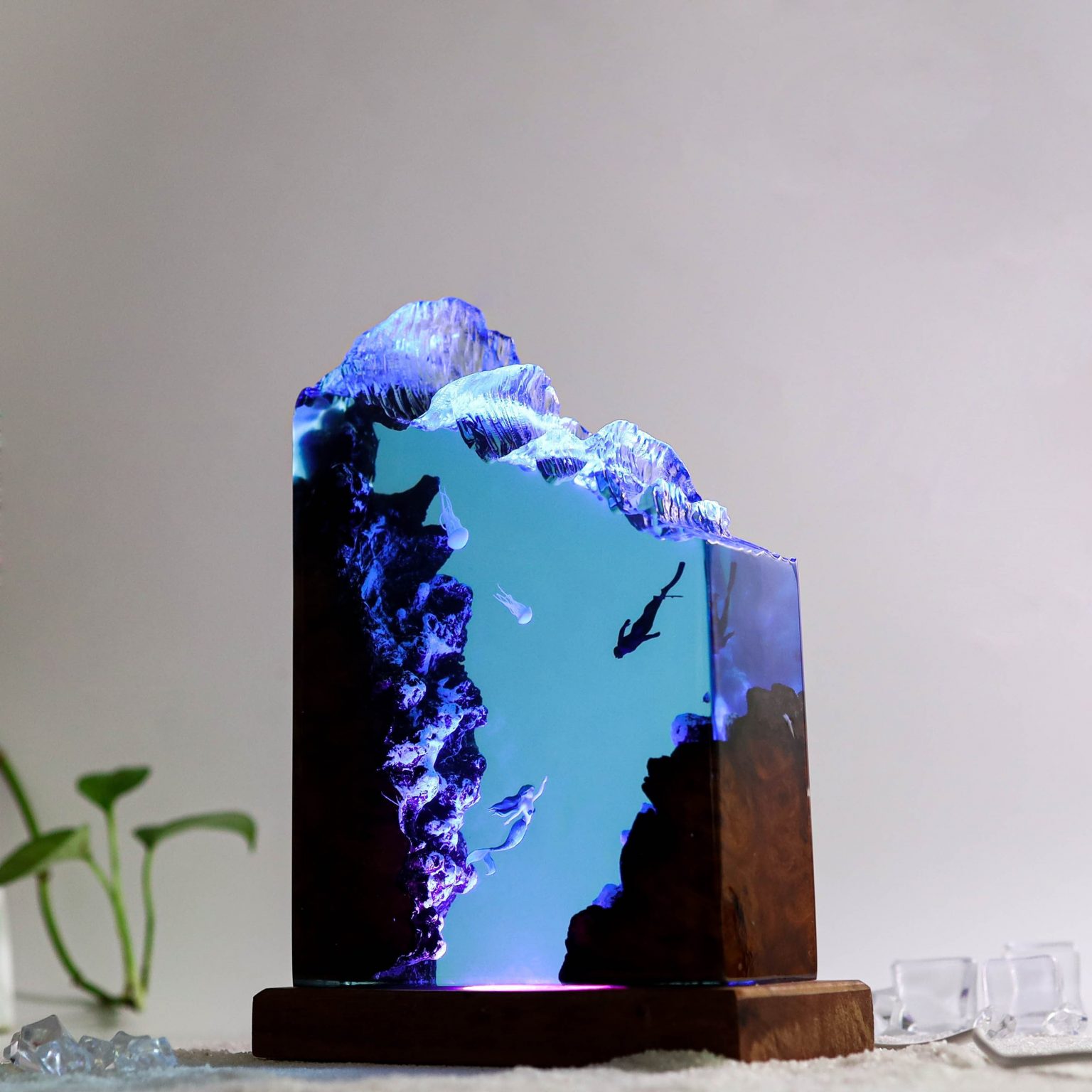 Mermaid and Diver Epoxy Resin Night Light - Resin Lamps Store