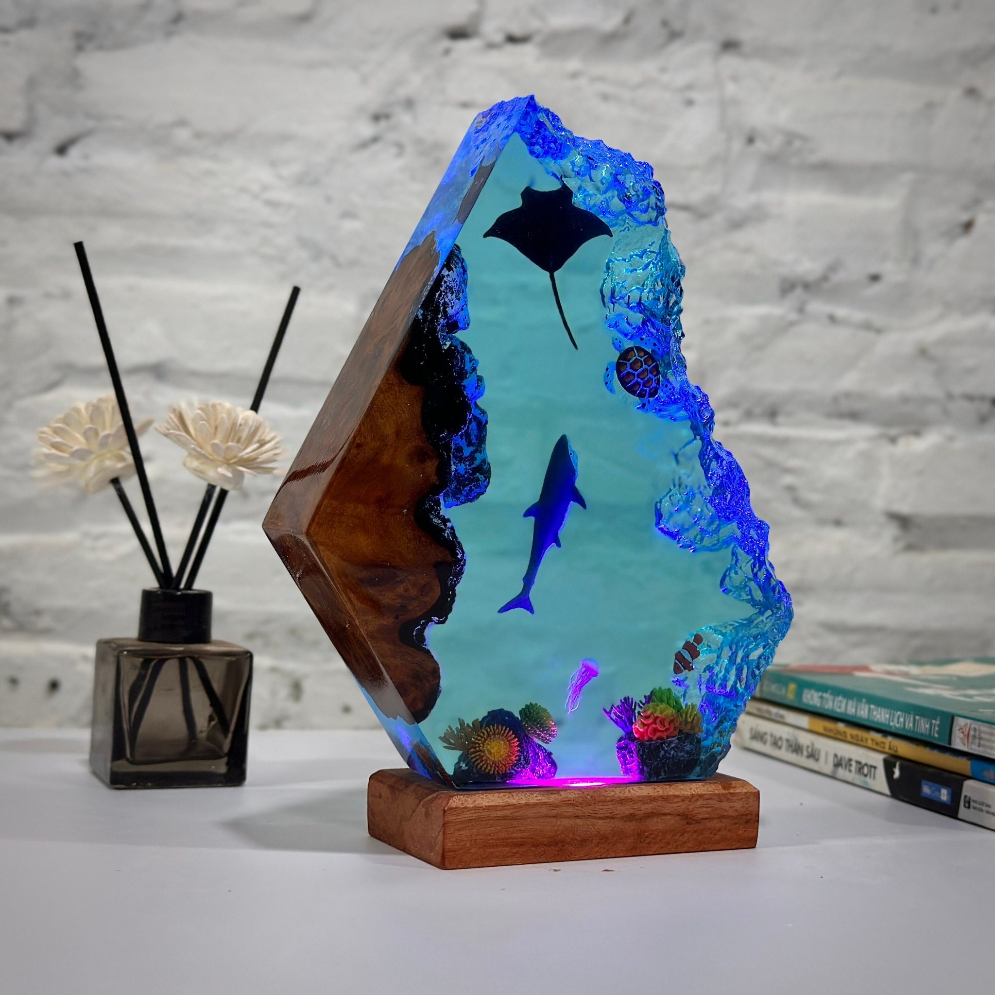 Swim In The Coral Reef Epoxy Resin Lamp - Resin Lamps Store